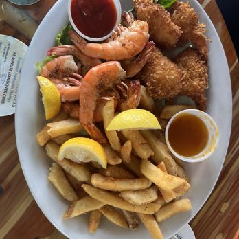 TWO FRIENDS PATIO - Updated September 2024 - 1424 Photos & 1343 Reviews ...