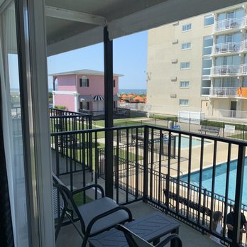 PERIWINKLE INN - Updated May 2025 - 71 Photos & 79 Reviews - 1039 Beach ...