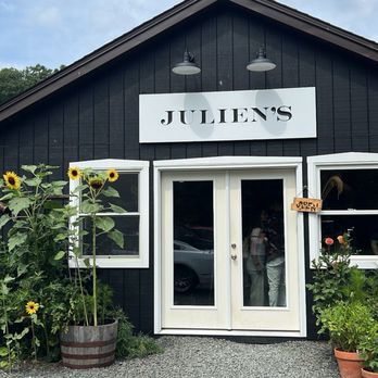 JULIEN’S FARM STORE - Updated November 2024 - 115 Photos & 28 Reviews ...