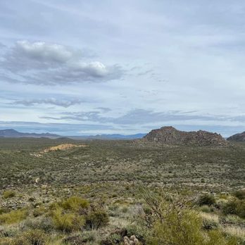 BROWN’S RANCH TRAILHEAD - Updated December 2025 - 347 Photos & 47 ...