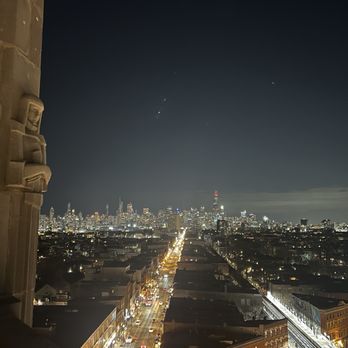 UP ROOM - Updated July 2025 - 296 Photos & 145 Reviews - 2018 W North ...