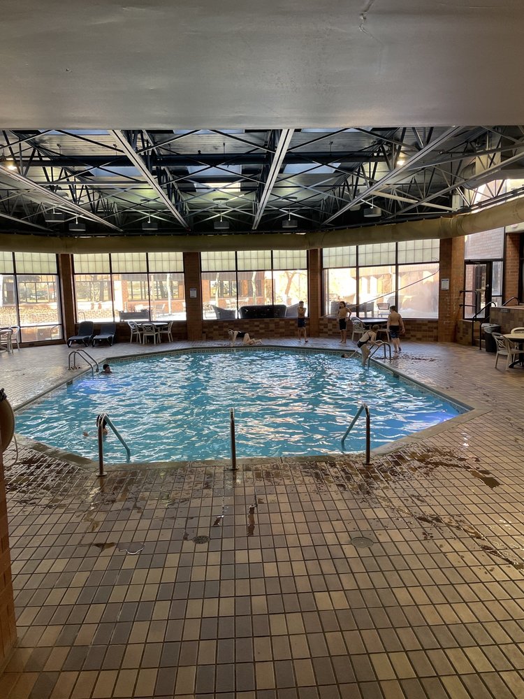 DELTA HOTELS BY MARRIOTT RACINE - Updated June 2025 - 45 Photos & 57 ...