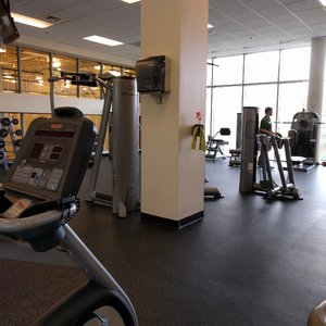 VIDA FITNESS - RESTON - Updated April 2025 - 21 Photos - 1800 Reston ...