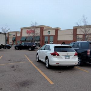HY-VEE - Updated September 2025 - 496 Photos & 107 Reviews - 1500 ...
