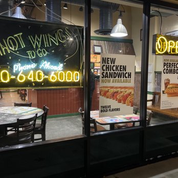 WINGSTOP - Updated July 2025 - 71 Photos & 124 Reviews - 8725 Roswell ...