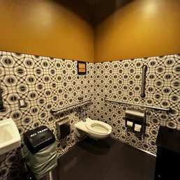 ALAMO DRAFTHOUSE CINEMA RALEIGH - Updated July 2025 - 475 Photos & 431 ...