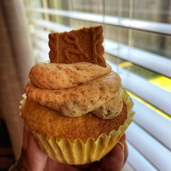 CUPCAKE JUNKIE - Updated December 2025 - 438 Photos & 66 Reviews ...