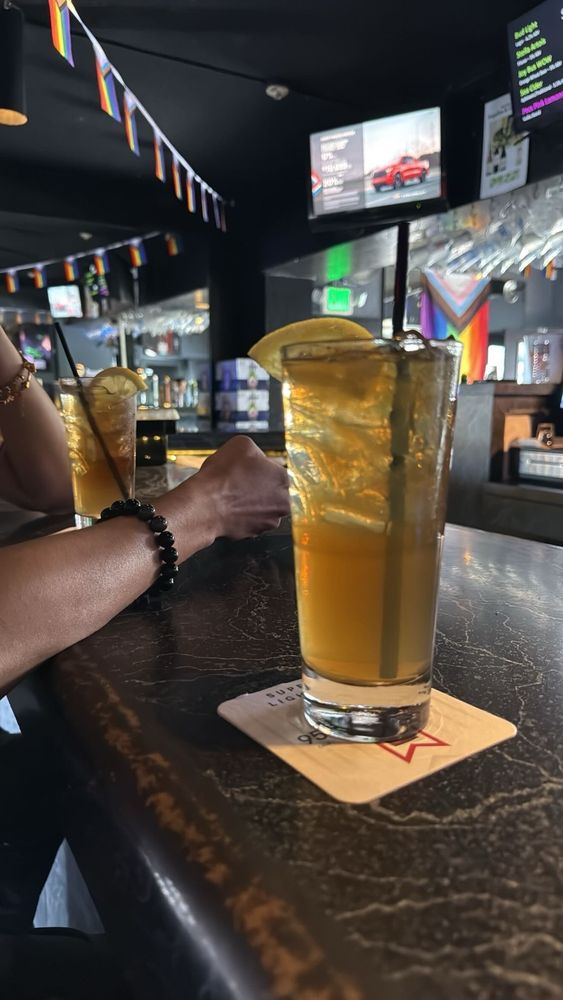 PECS BAR - Updated December 2025 - 88 Photos & 179 Reviews - 2046 ...