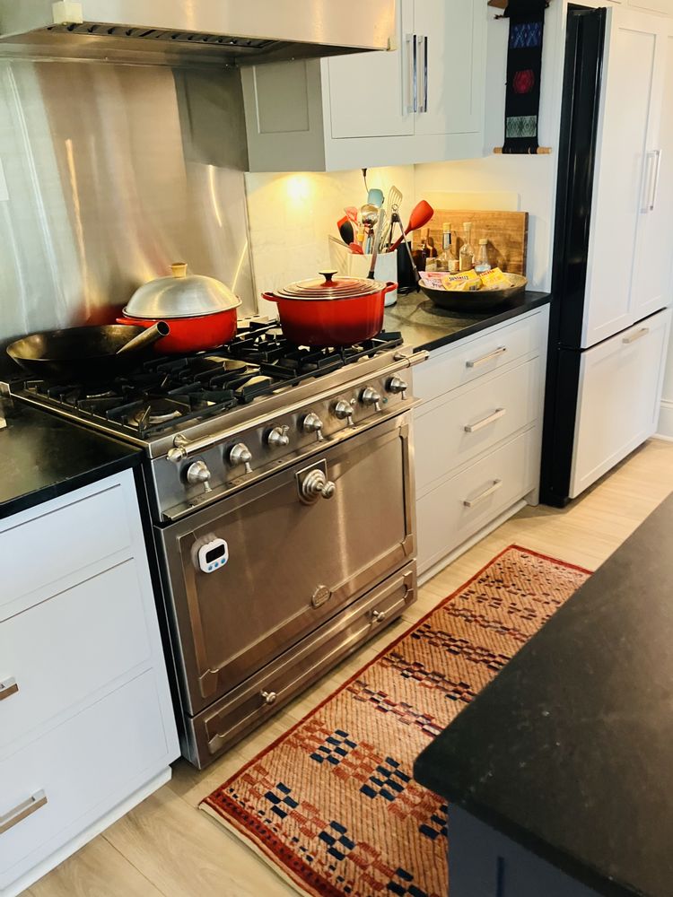 TWO MOMS TOUCH CLEANING SPECIALIST - Updated July 2025 - Request a ...