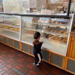 DONUT KING’S - Updated June 2025 - 206 Photos & 261 Reviews - 260 W ...