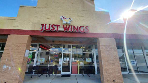 JUST WINGS - Updated September 2025 - 15 Photos & 20 Reviews - 1843 W ...