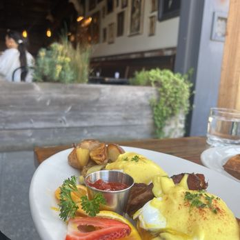 SMITH - Updated December 2024 - 690 Photos & 955 Reviews - 332 15th Ave ...