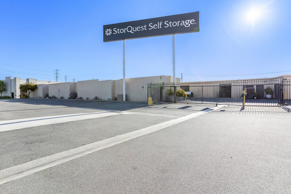 STORQUEST SELF STORAGE - Updated December 2025 - 13 Photos - 1431 S ...