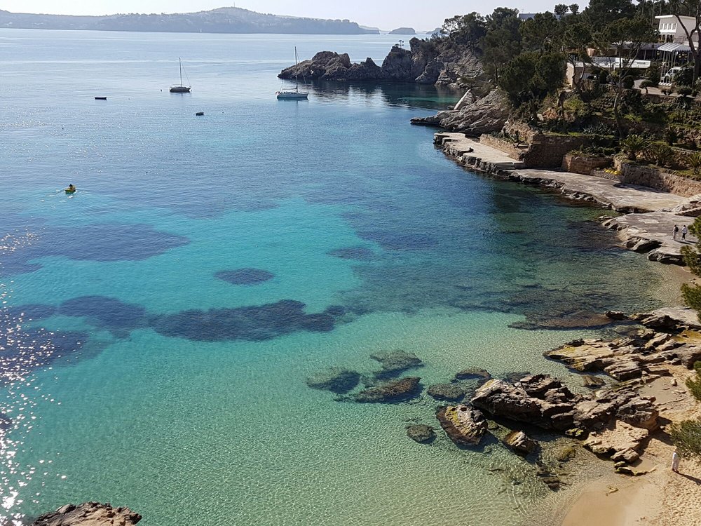 HOTEL CALA FORNELLS - 15 Photos - Carretera de Cala Fornells, 76 ...