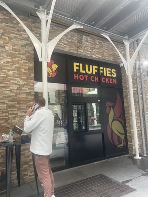 FLUFFIES HOT CHICKEN - MIDTOWN - Updated September 2025 - 14 Photos ...