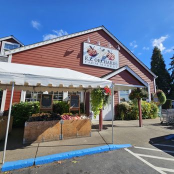 EZ ORCHARDS FARM MARKET - Updated August 2025 - 194 Photos & 124 ...