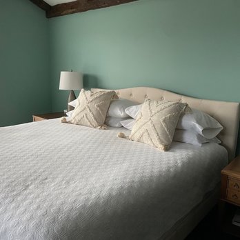 CHESTERFIELD INN - Updated November 2025 - 87 Photos & 53 Reviews - 20 ...