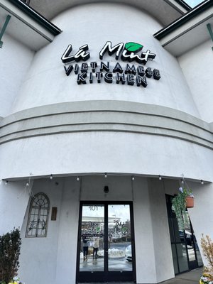 LA MINT - VIETNAMESE KITCHEN - 609 Photos & 385 Reviews - 770 S Meadows ...