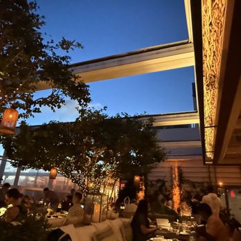 WATR AT THE 1 ROOFTOP - Updated August 2025 - 1035 Photos & 575 Reviews ...