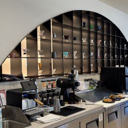 MOONWAKE COFFEE ROASTERS - Updated July 2025 - 604 Photos & 250 Reviews ...