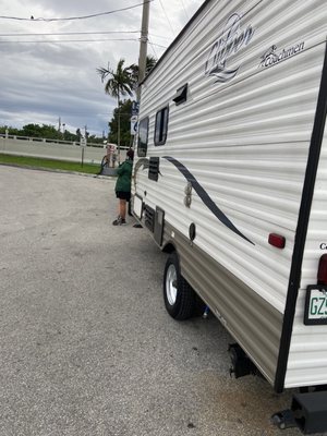 SUNSHINE TOWING - Updated July 2025 - 31 Photos & 55 Reviews - 7070 SW ...