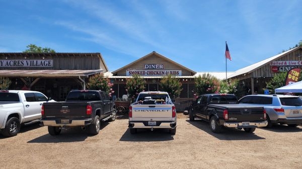 SHADY ACRES VILLAGE - Updated December 2025 - 67 Photos & 76 Reviews ...