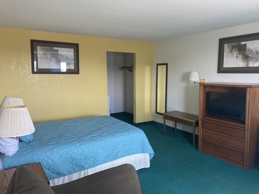 CHAMPIONS INN MOTEL - Updated December 2025 - Request Information - 11 ...