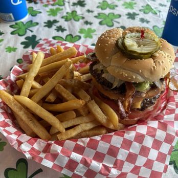 FAT SMITTY’S - Updated May 2024 - 342 Photos & 343 Reviews - 282624 US ...