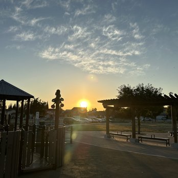 COMMODORE PARK - 117 Photos & 26 Reviews - Commodore Dr, San Jose ...