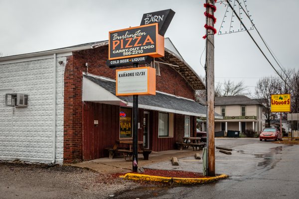 BURLINGTON PIZZA - THE BARN - Updated February 2025 - 16 Photos & 12 ...