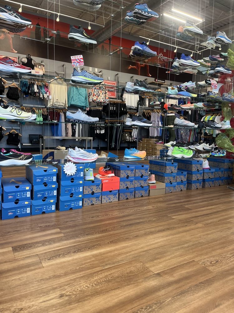 IRUN TEXAS - Updated January 2026 - 38 Photos & 53 Reviews - 20079 ...