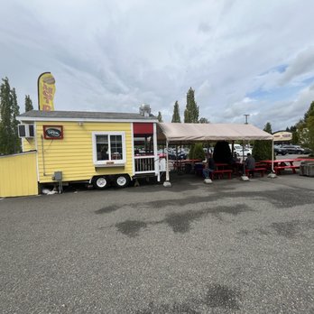 DANDY DOGS - Updated January 2026 - 125 Photos & 173 Reviews - 18222 120th Ave NE, Bothell ...