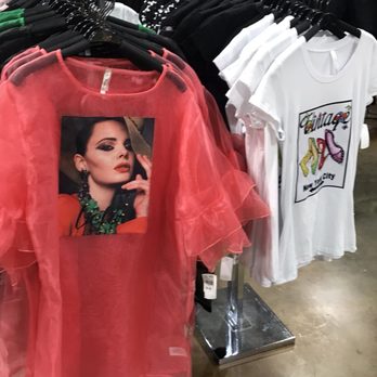 TREND MALL - Updated August 2025 - 34 Photos & 91 Reviews - 8383 ...