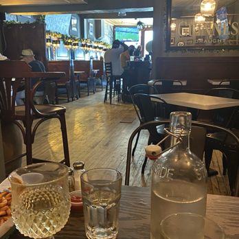 MONTEREY PUB - Updated June 2025 - 125 Photos & 173 Reviews - 1227 ...