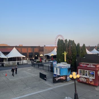 CJ BARRYMORE’S - Updated October 2025 - 258 Photos & 172 Reviews ...