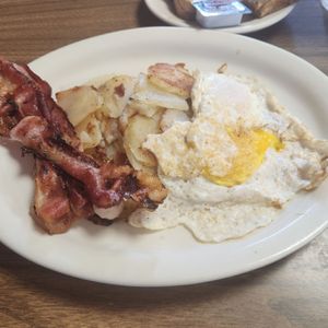 THE BISTROH! - Updated October 2025 - 13 Photos - 300 W 10th Ave ...