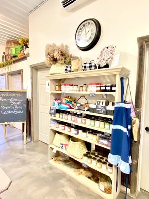 HEIDI’S BAKERY & CAFE - Updated December 2025 - 42 Photos & 25 Reviews ...