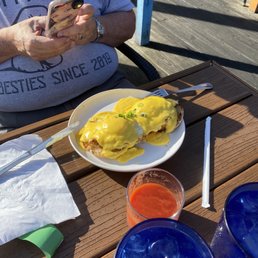 FUNKY PELICAN - Updated December 2024 - 714 Photos & 643 Reviews - 215 ...