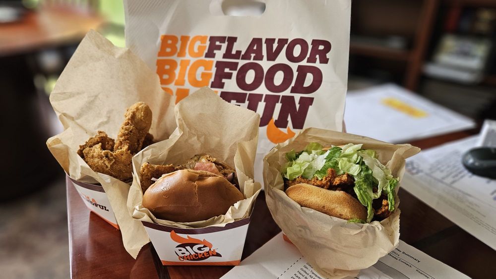 BIG CHICKEN - Updated August 2025 - 68 Photos & 28 Reviews - 107 Yale ...