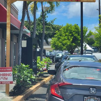 JOLLIBEE - 753 Photos & 311 Reviews - 555 N King St, Honolulu, Hawaii ...