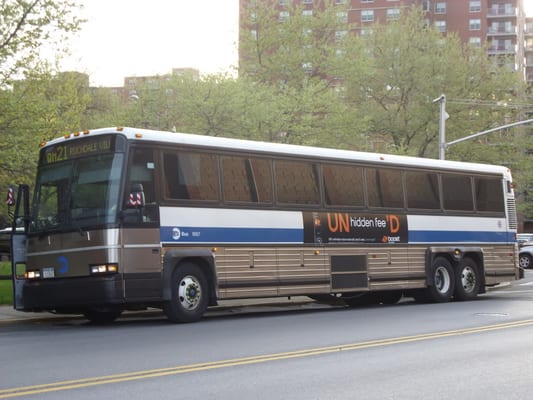 QM21 MTA BUS - Updated August 2025 - Rochdale Village To Midtown ...