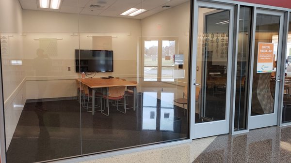 JOINT-USE LIBRARY - 195 Photos & 33 Reviews - 1700 College Cres ...