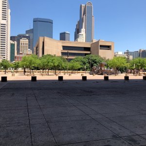 DALLAS PUBLIC LIBRARY - BACHMAN LAKE BRANCH - Libraries - 9480 Webb ...