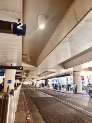 LAX INTERNATIONAL TERMINAL BAGGAGE CLAIM - Updated March 2026 - 39 ...