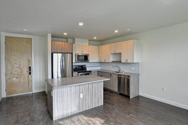 ONE LAKEFRONT - Updated December 2025 - 24 Photos & 47 Reviews - 1287 ...