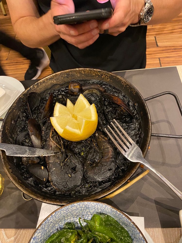 MICU MAKU - 100 Photos & 16 Reviews - Arroceria / Paella - Carrer d ...