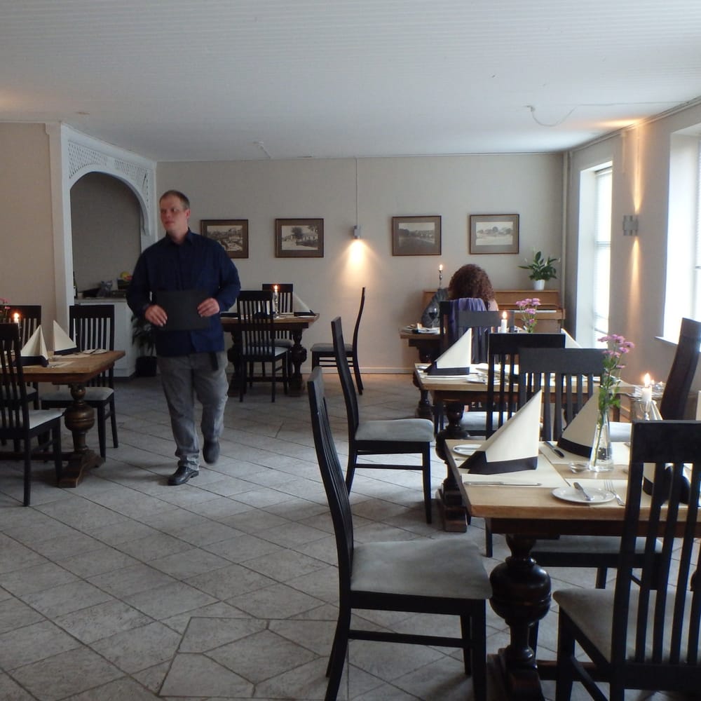 HOLEBY GAMLE KRO & KULTURHUS - Jernbanevej 12, Holeby, Denmark - Danish ...