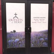 OUTLETS AT TEJON - 460 Photos & 268 Reviews - Outlet Stores - 5701 ...