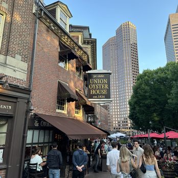 UNION OYSTER HOUSE - Updated September 2024 - 4663 Photos & 3753 ...