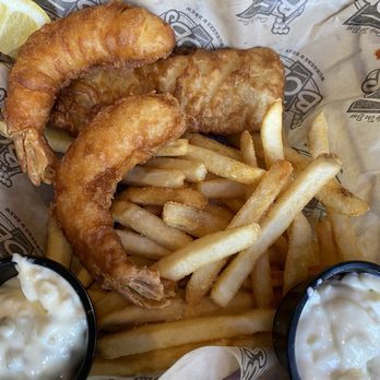 BOB’S BURGERS & BREW - Updated November 2025 - 160 Photos - 344 Reviews - 1611 SE Everett Mall ...